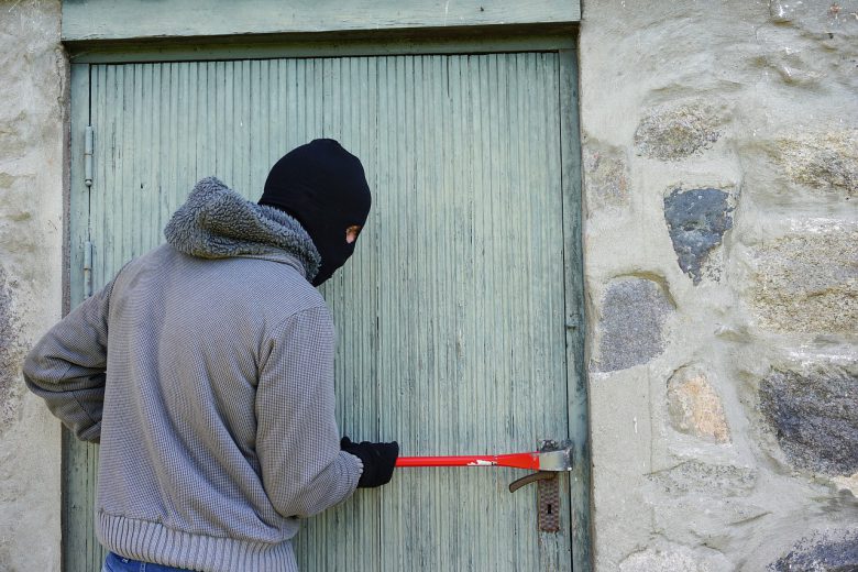 Home Burglary Prevention Tips - Protect Your Home When You're On ...